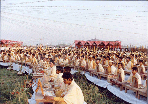 Vedic Pandits - Meditation. Consciousness. World Peace.